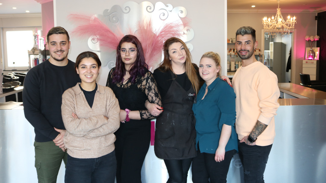 Berufskolleg des Märkischen Kreises in Iserlohn - Friseur-Azubis aus ...